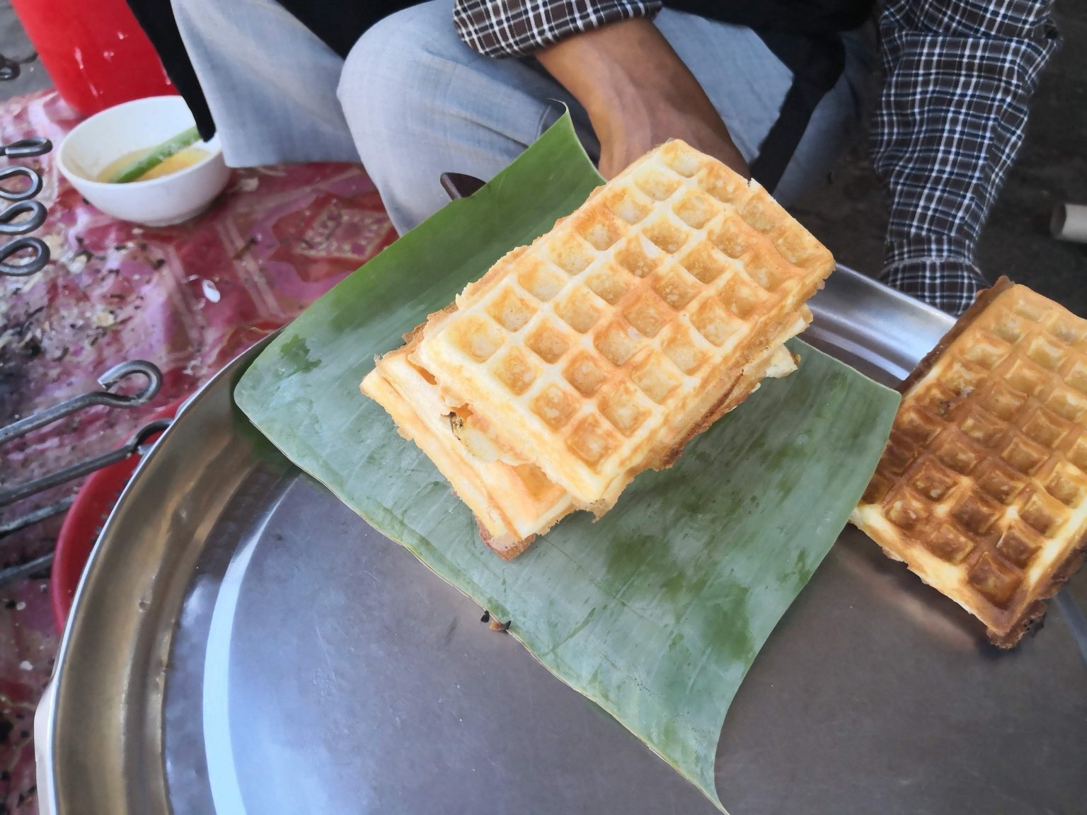 How to make Num Pom (Khmer waffles) and other sweets - Dine With The Locals